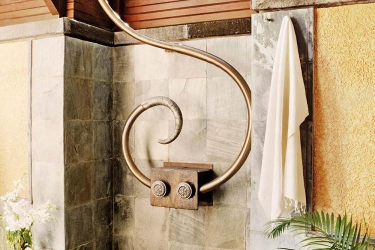 70 Idées Inspirantes Pour Le Design De La Douche De Jardin