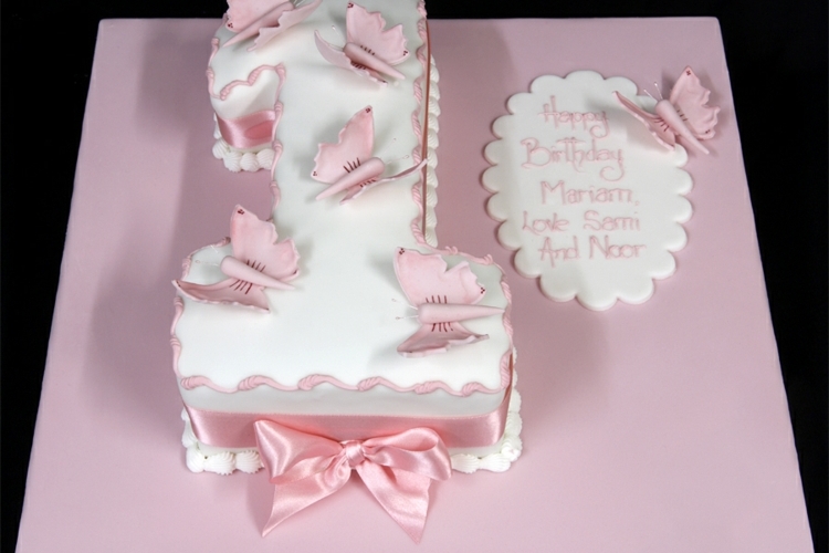 Gâteau d’anniversaire thématique – 55 idées 1er an de bébé