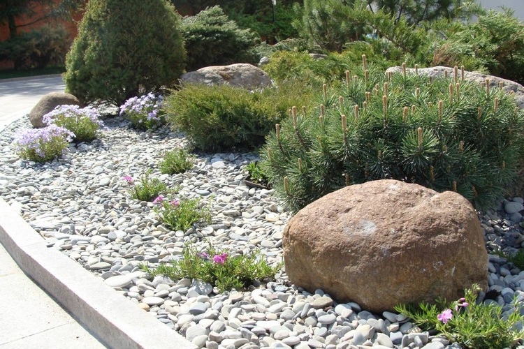 Jardin de rocaille et déco en pierre naturelle en 40 idées