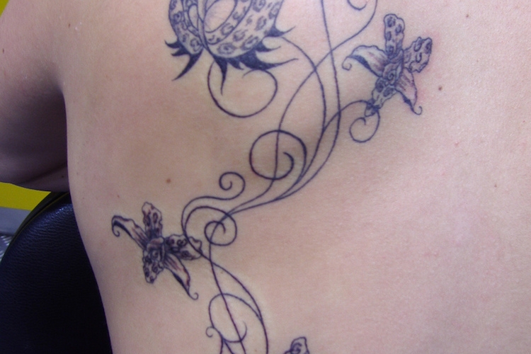 Tatouage Arabesque Fleur