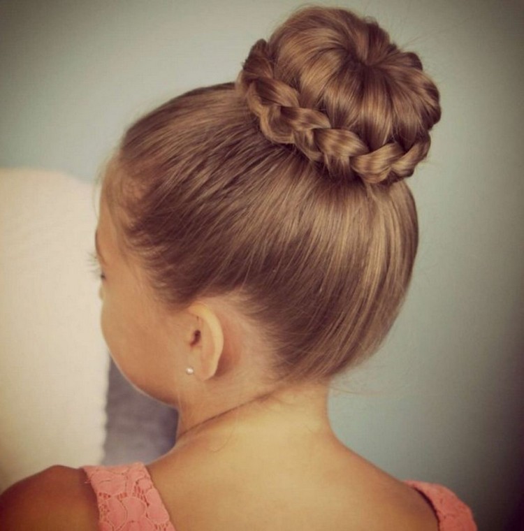 Quelle coiffure fillette choisir pour l'école? 50+ idées chics et ...