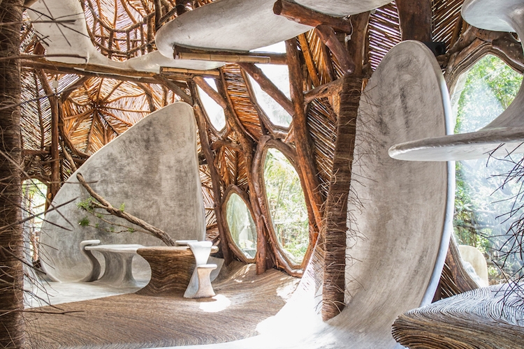 La galerie d’art IK LAB enchante et inspire avec son architecture organique