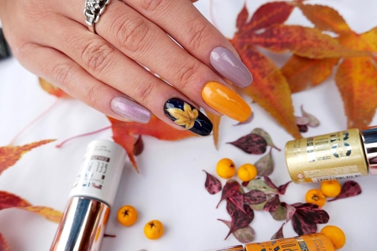 Nail art feuille d'automne : les meilleures idées à copier