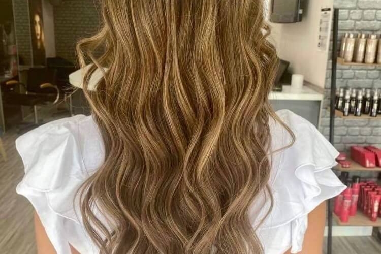 Hair contouring : décryptage de la tendance capillaire qui illumine le ...