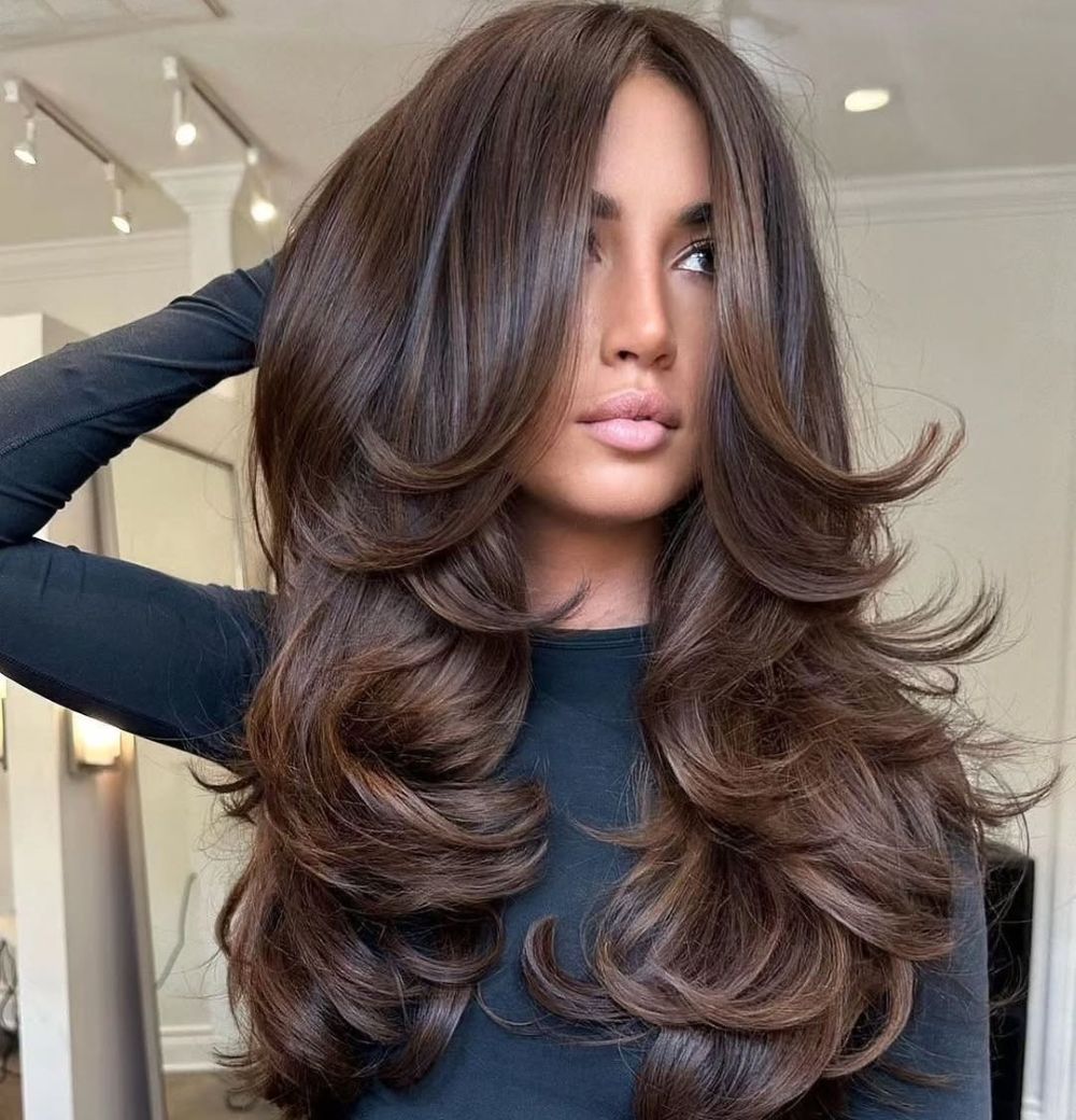 Coupe de cheveux papillon 2025 : C'est pour qui